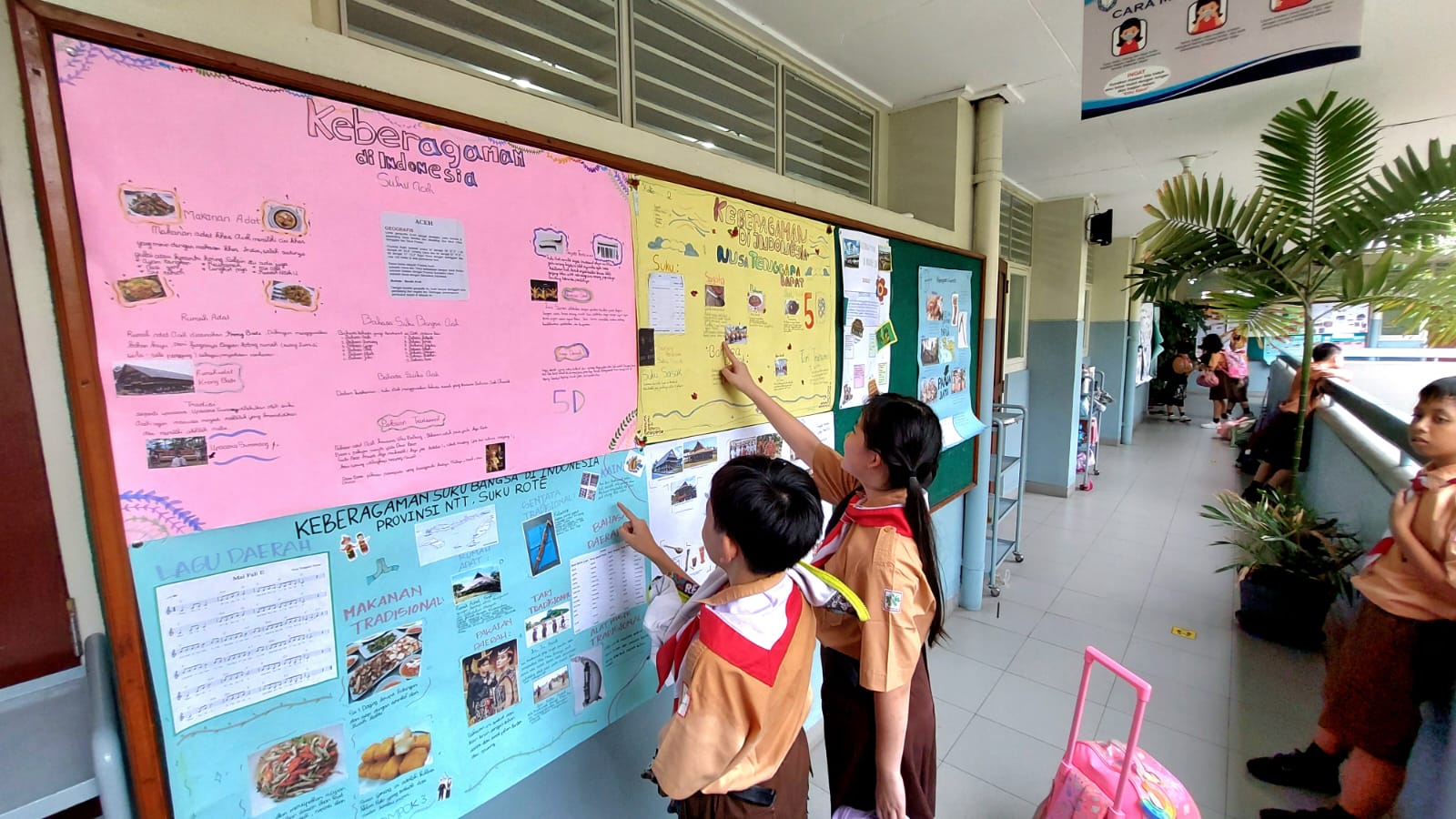 Sosialisasi ‘Bahaya Penyeberangan Bagi Anak SD’ Melalui Komik Literasi ...